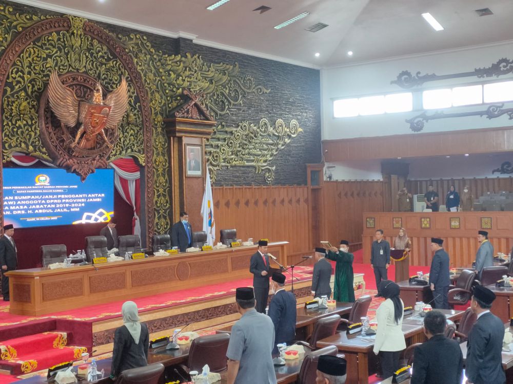 Apif Firmansyah Resmi di PTDH dari DPRD Provinsi Jambi, Ini PAW-nya
