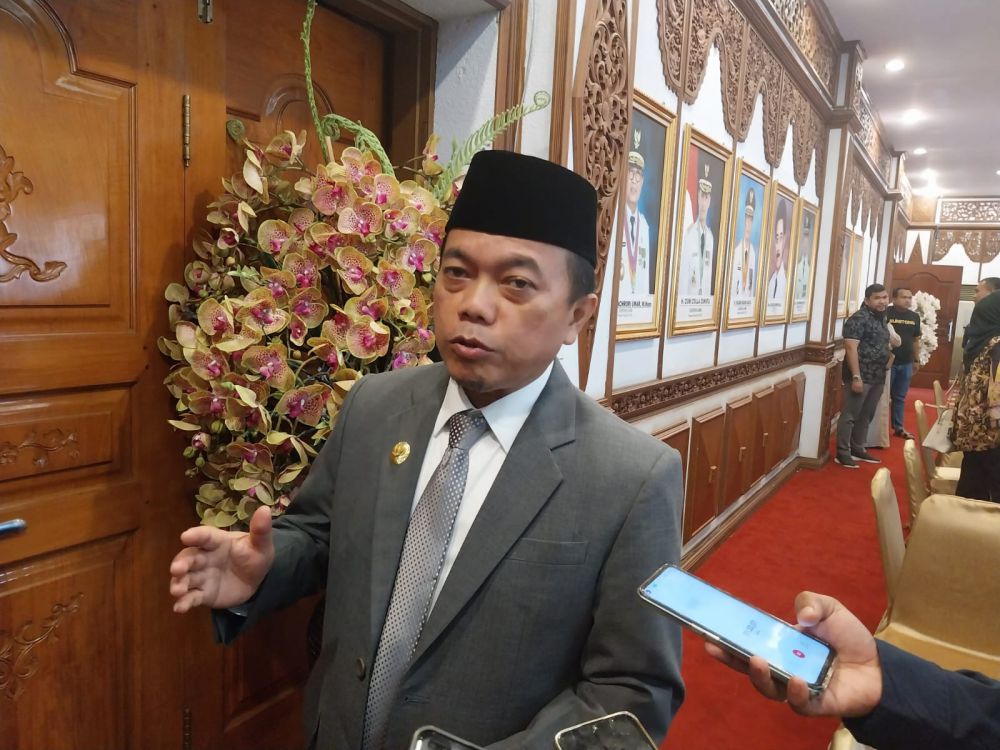 Uraian Rapat Gubernur Jambi dan Kemendikbud, Haris: Pj Rektor Unbari ...